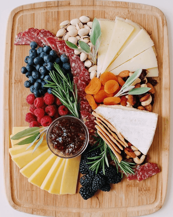 8 Instagram Accounts Every Cheese Fanatic Should Follow | fromaggio